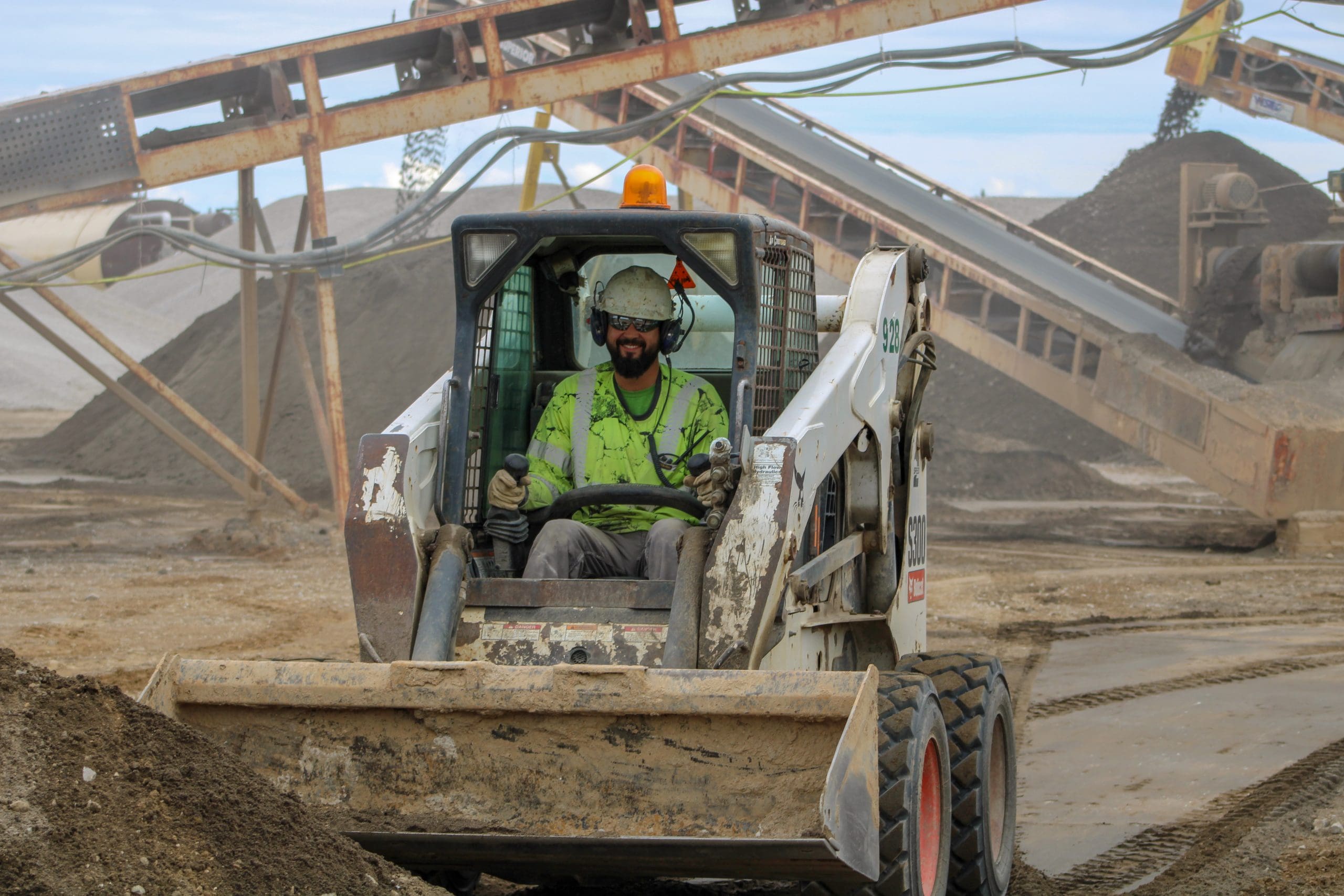 Aggregate (gravel), concrete, pavement, and riprap products in Bethel ...