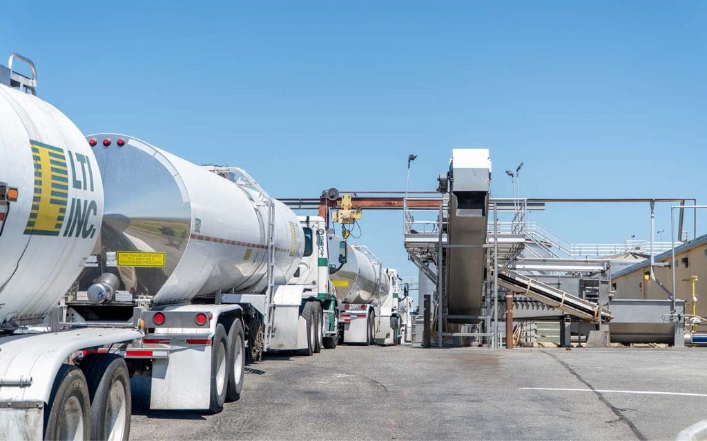 Trucking Liquid and Dry Bulk Commodities | LTI, Inc.